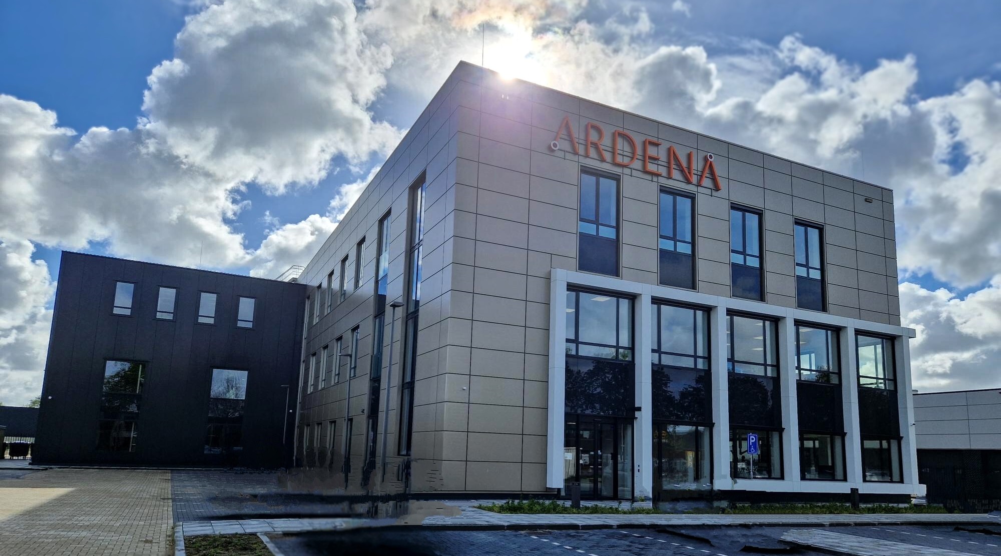 Ardena’s New State-of-the-Art Nanomedicine Facility Secures Full GMP ...